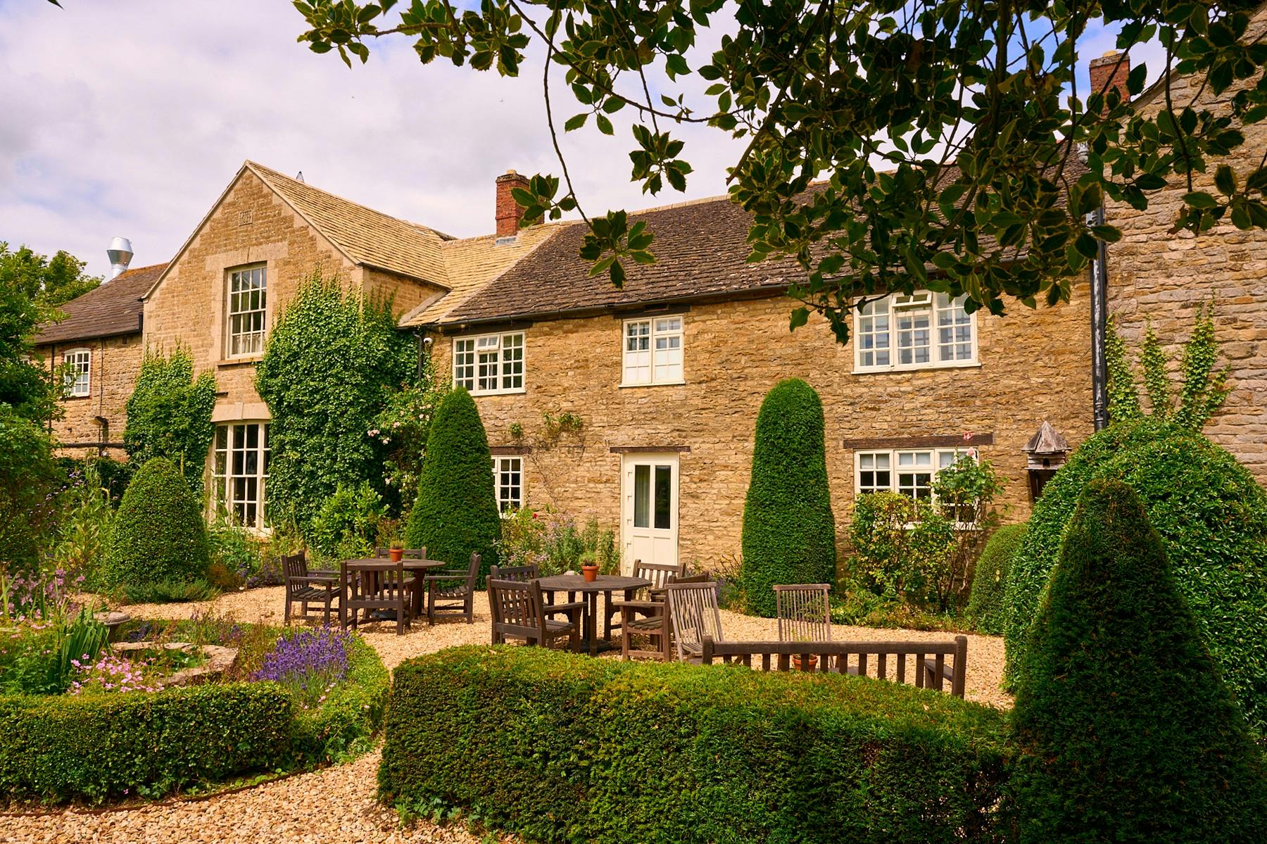 Stay A While - The Barnsdale