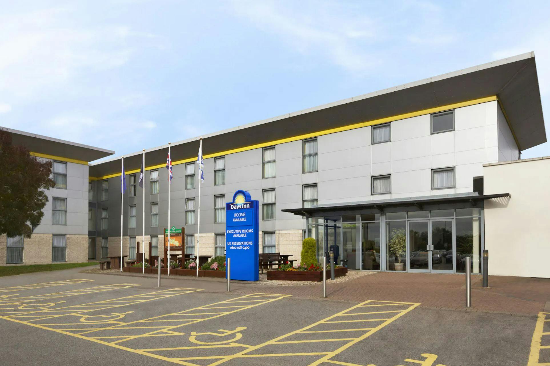 Parking at Days Inn Leicester | Welcome Break Hotels