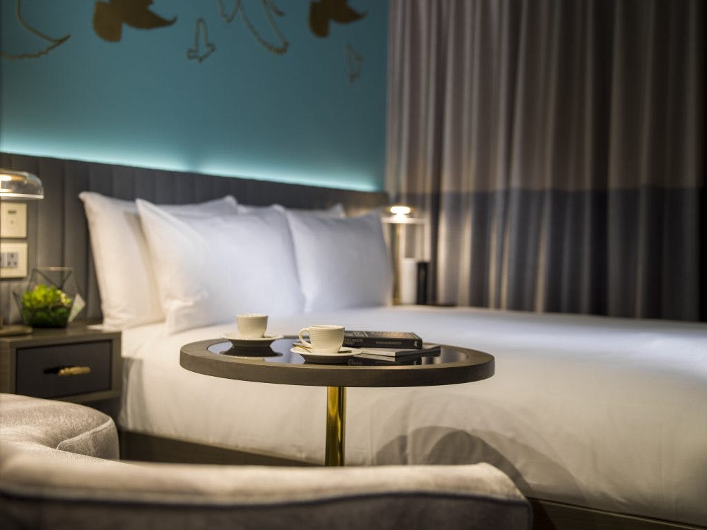 Advance Purchase - Middle Eight