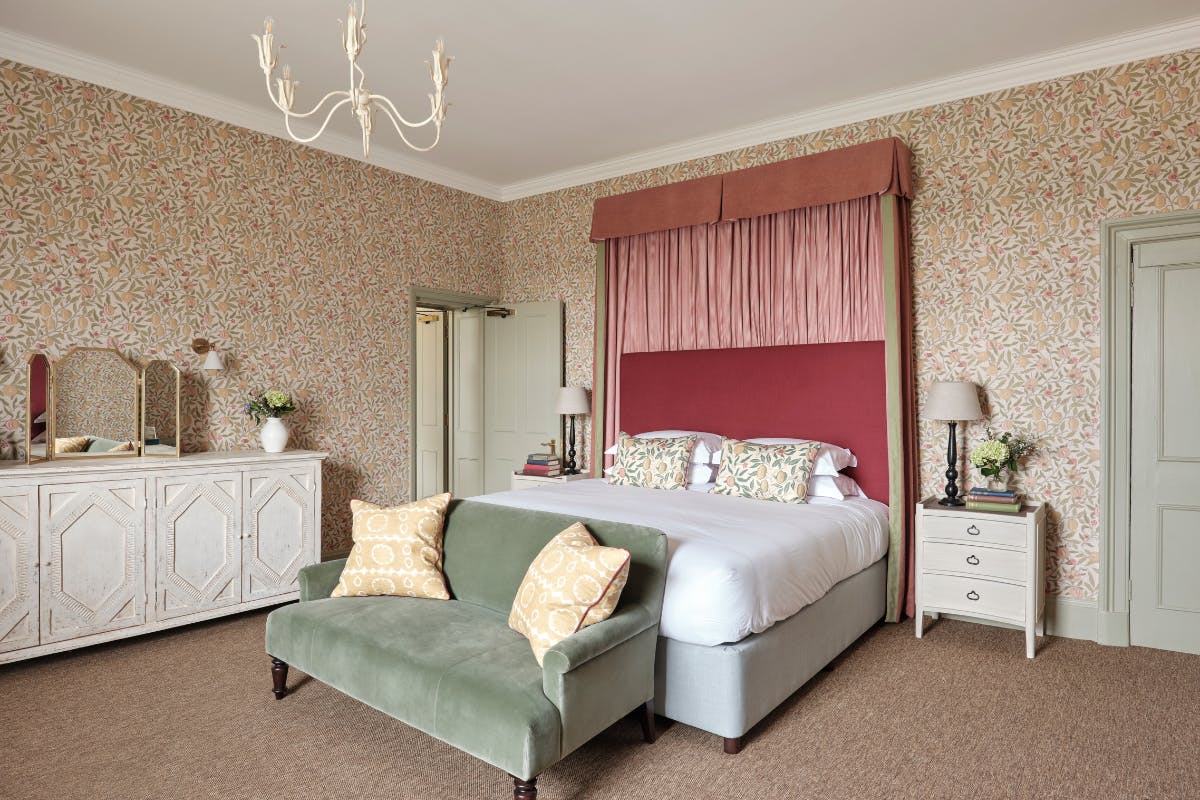 Luxury Hotel & Spa Stays | The Retreat at Elcot Park, Berkshire